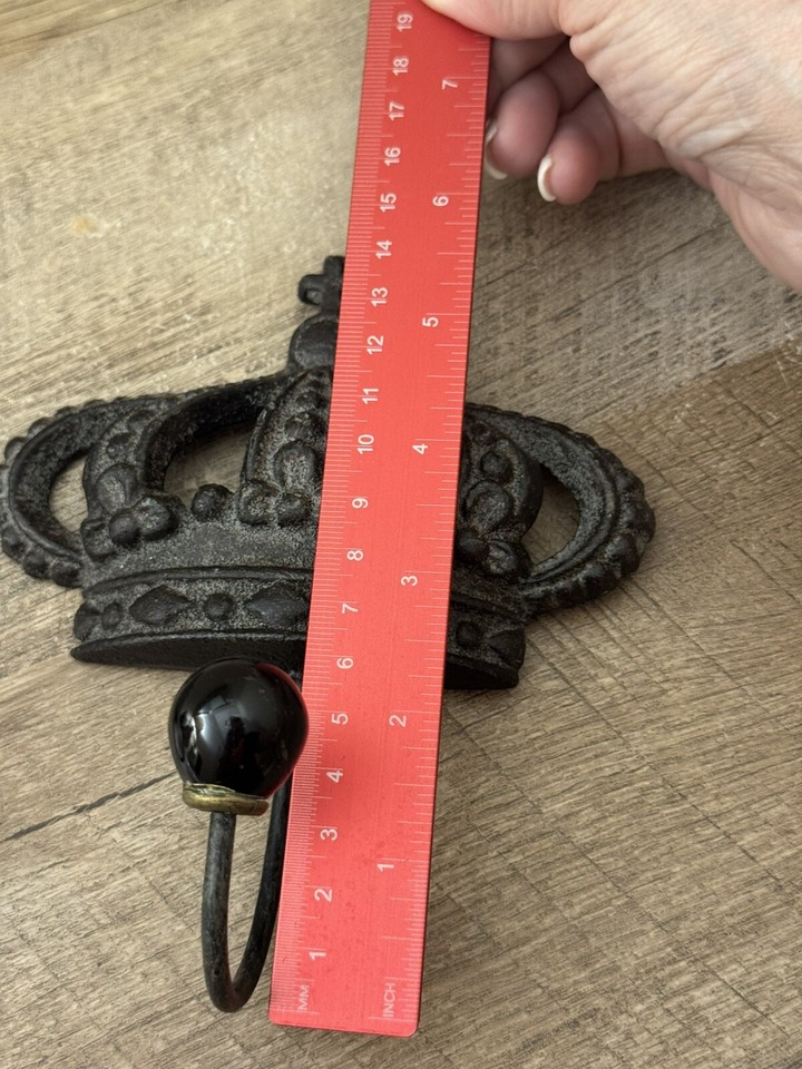 Cast Iron Crown Wall Hooks Regal Queen Brown Hook Set Of 2 Keys Towels ...