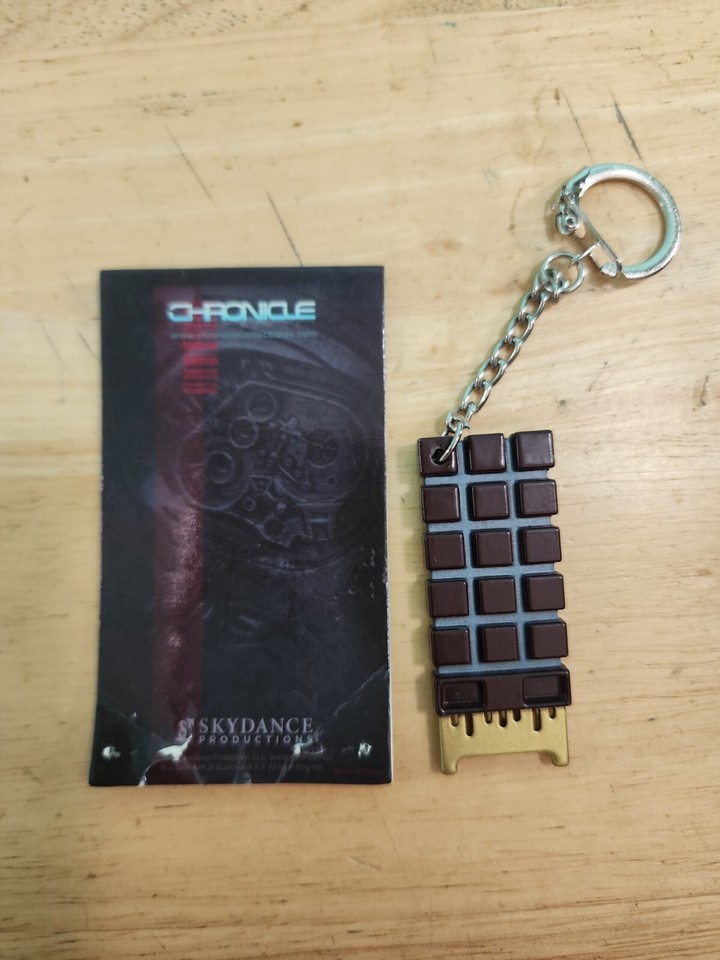 TERMINATOR GENISYS Endoskeleton T-800 Brain Chip CPU Prop Replica Key ...