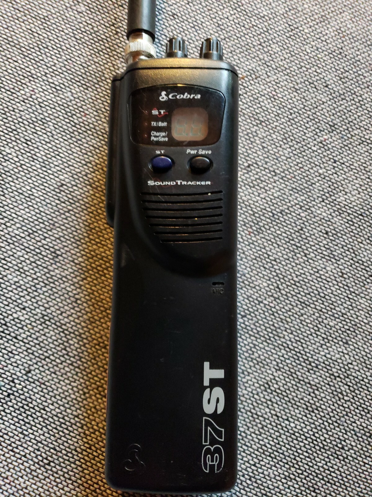 Cobra Model 37ST 37 St Soundtracker Handheld Hand Held CB Radio 40 ...