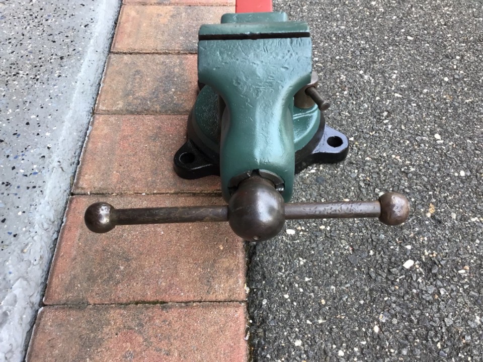 VINTAGE REED NO 204 R SWIVEL VISE | eBay