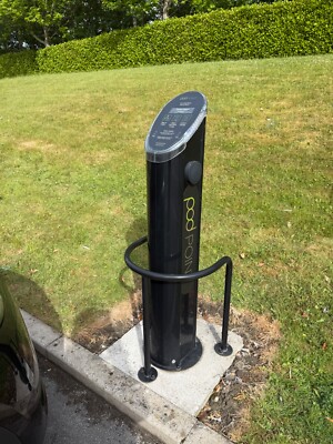 POD POINT COMMERCIAL TWIN ELECTRIC CAR CHARGER T7-S-06 | eBay UK