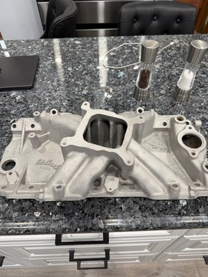 Edelbrock Torker 2 Big Block Chevy 396 427 454 Rectangle Port Intake ...
