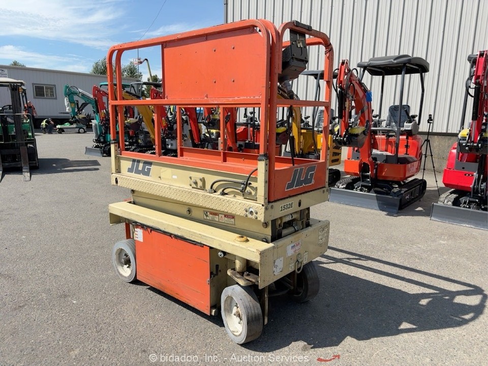 JLG 1532-E 15’ Electric Scissor Lift Man Aerial Platform Manlift 24V ...