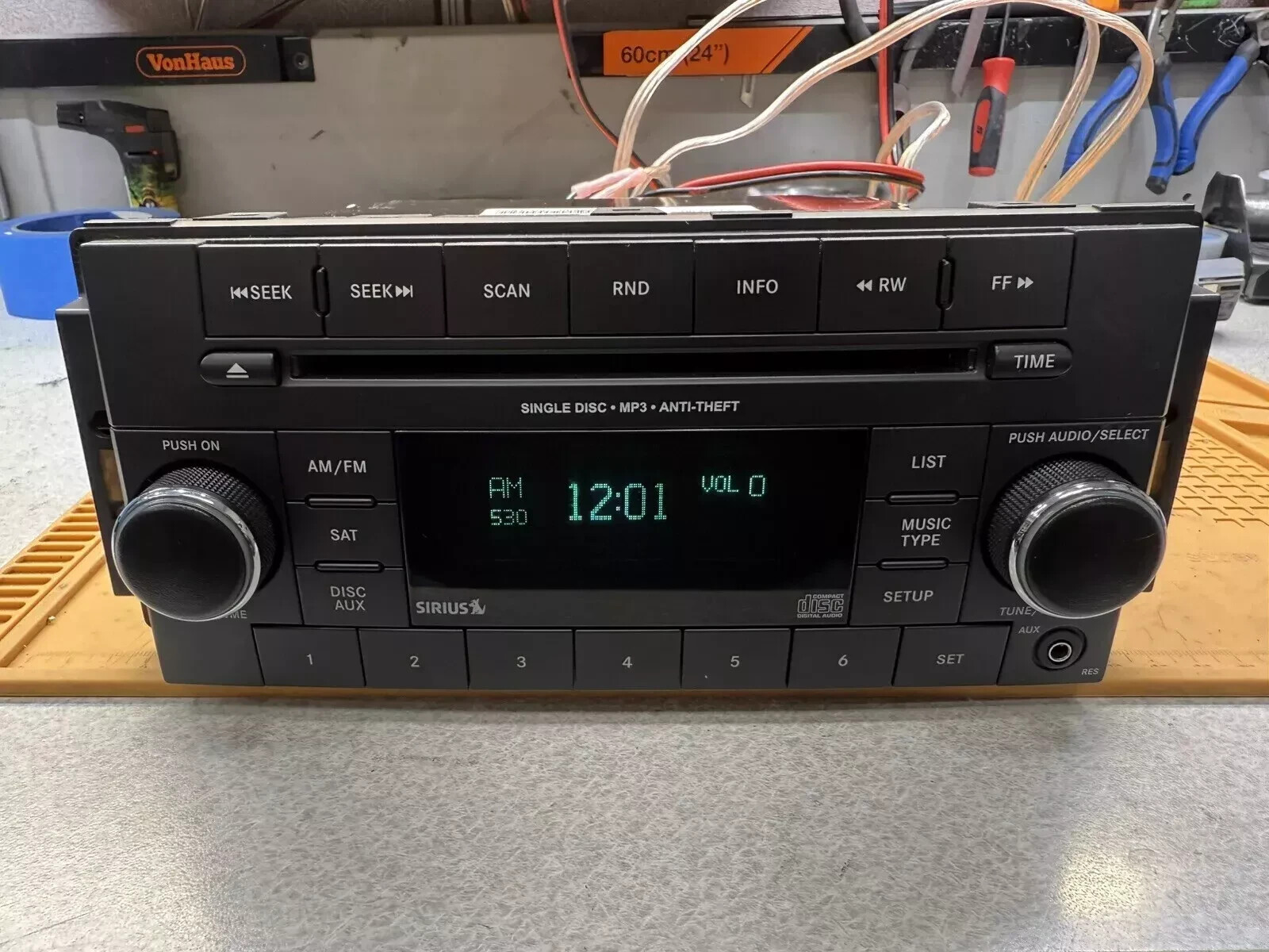 REPAIR SERVICE JEEP DODGE CHRYSLER RES Radio MP3 CD Player P0509119AC ...
