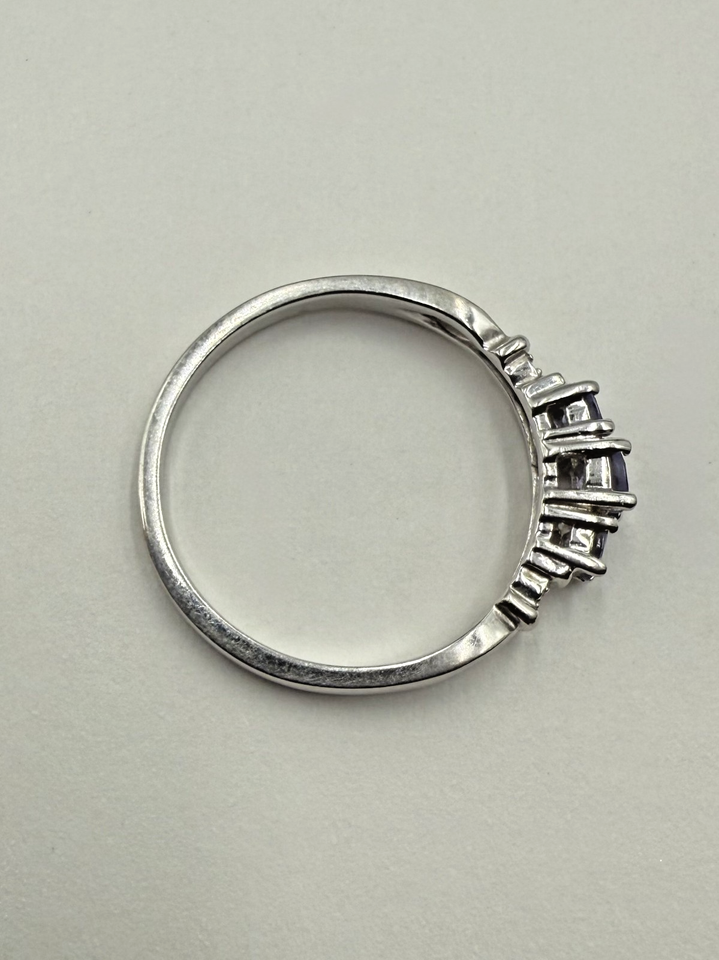 10K White Gold Three-Stone Light Blue Gem Ring – Elegant Classic Design | eBay