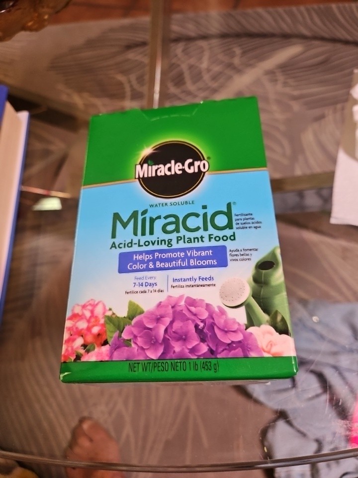 Miracle-Gro Miracid 1 Lb. Water Soluble Acid-Loving Plant Food 2750011 ...
