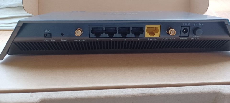 Netgear Nighthawk X4S AC2600 R7800 Smart WiFi Router Openwrt 24.10.5 ...