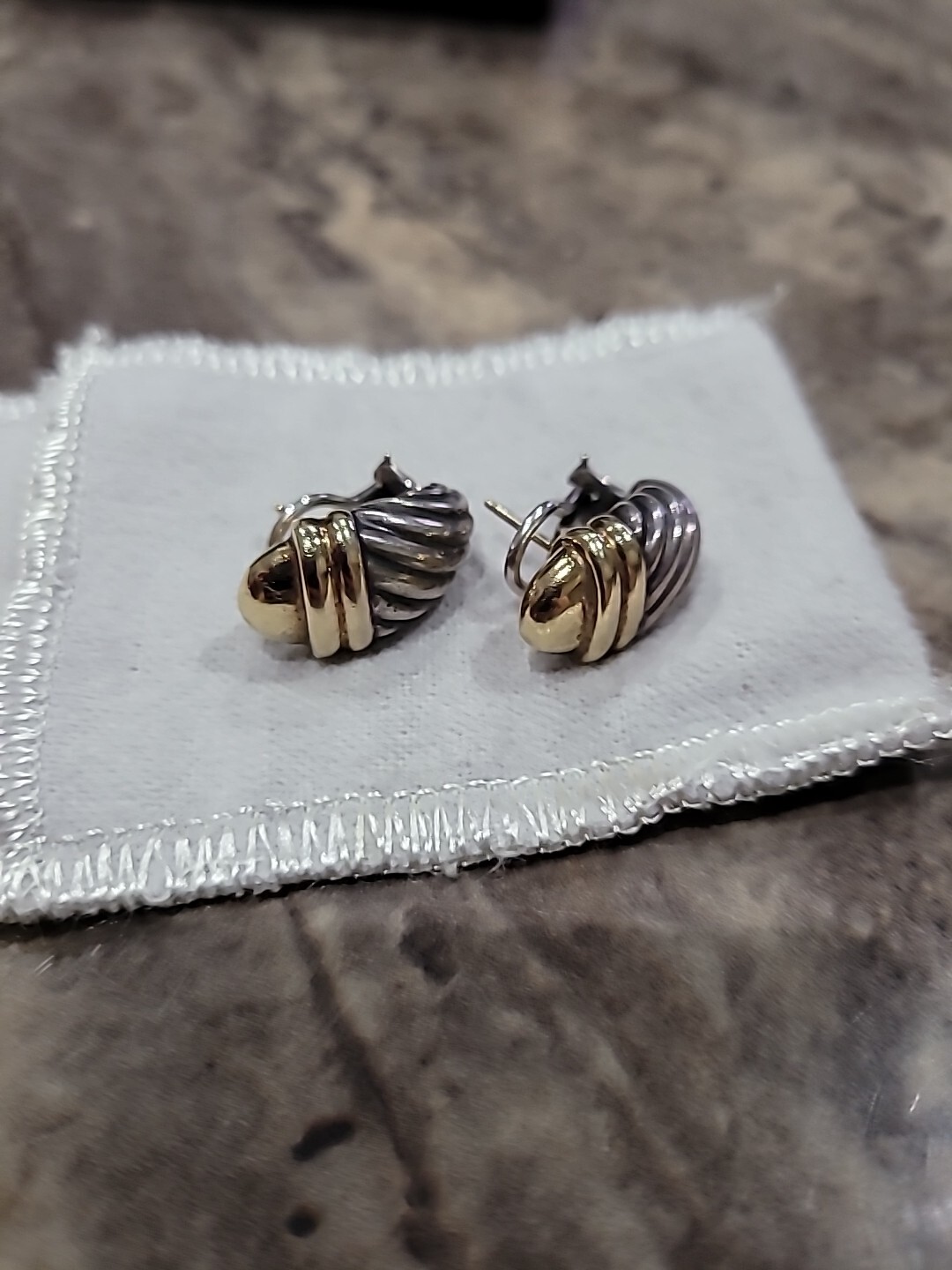 David Yurman 18k yellow gold and silver shrimp earrin… - Gem
