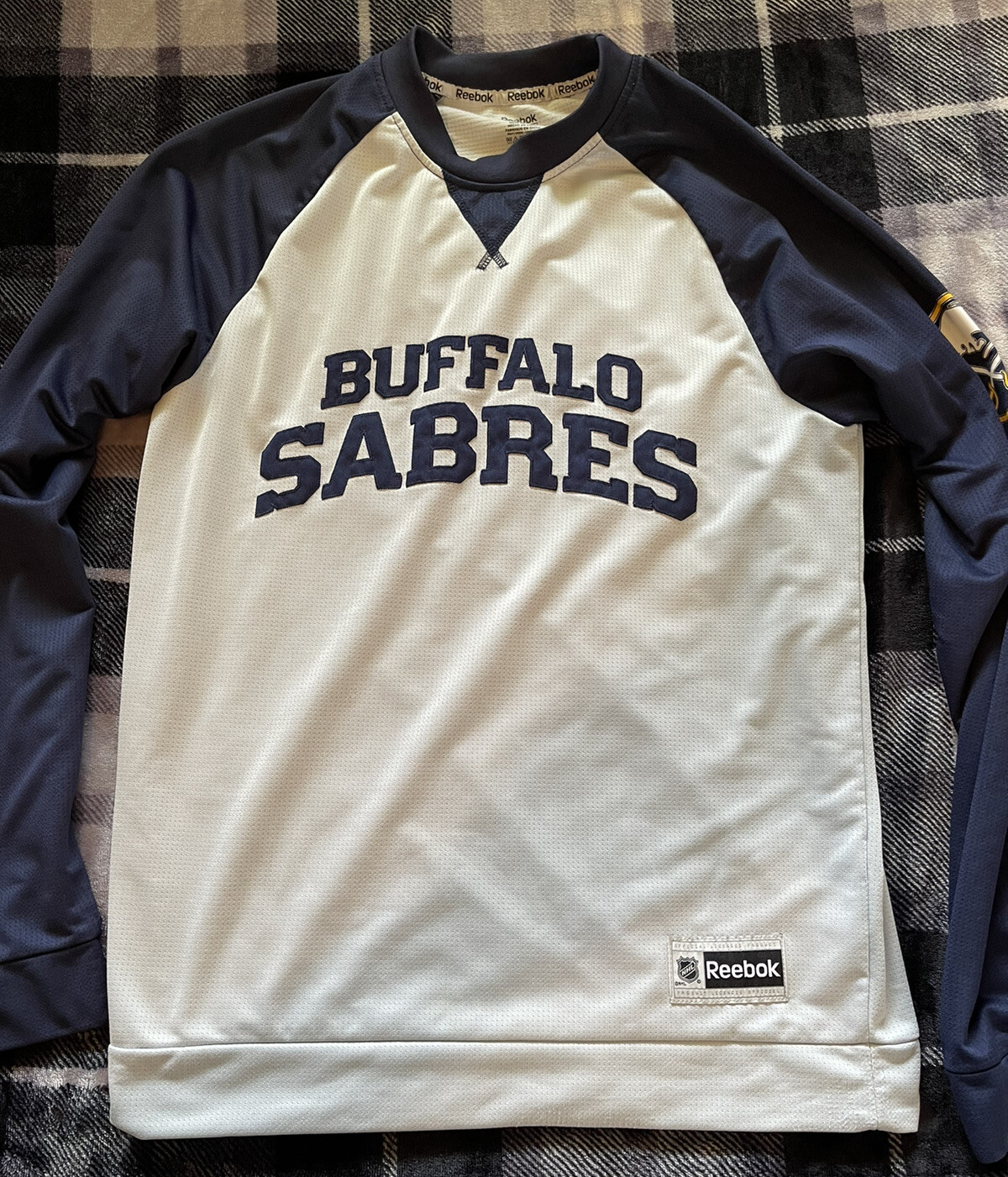 NHL Buffalo Sabres Reebok Long Sleeve Gray Performance Shirt Size ...