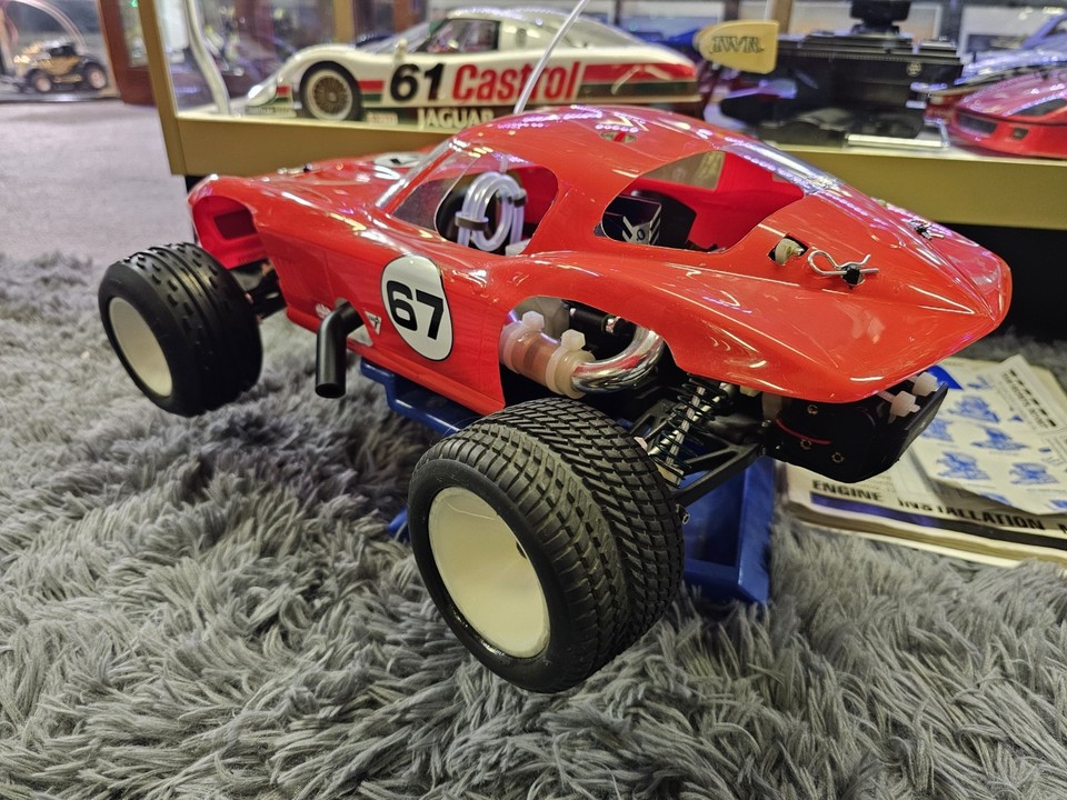 Vintage Associated RC10GT Restored Custom Corvette Nitro Gas Black Tub ...