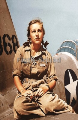 WW2 Picture Photo Shirley Slade US woman USAF WASP pilotB-26 B-39 5331 ...
