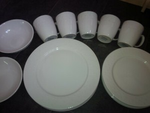 Sabichi White Embossed Dinner Set Plates, Side Plates, Bowls & Mugs NEW ...