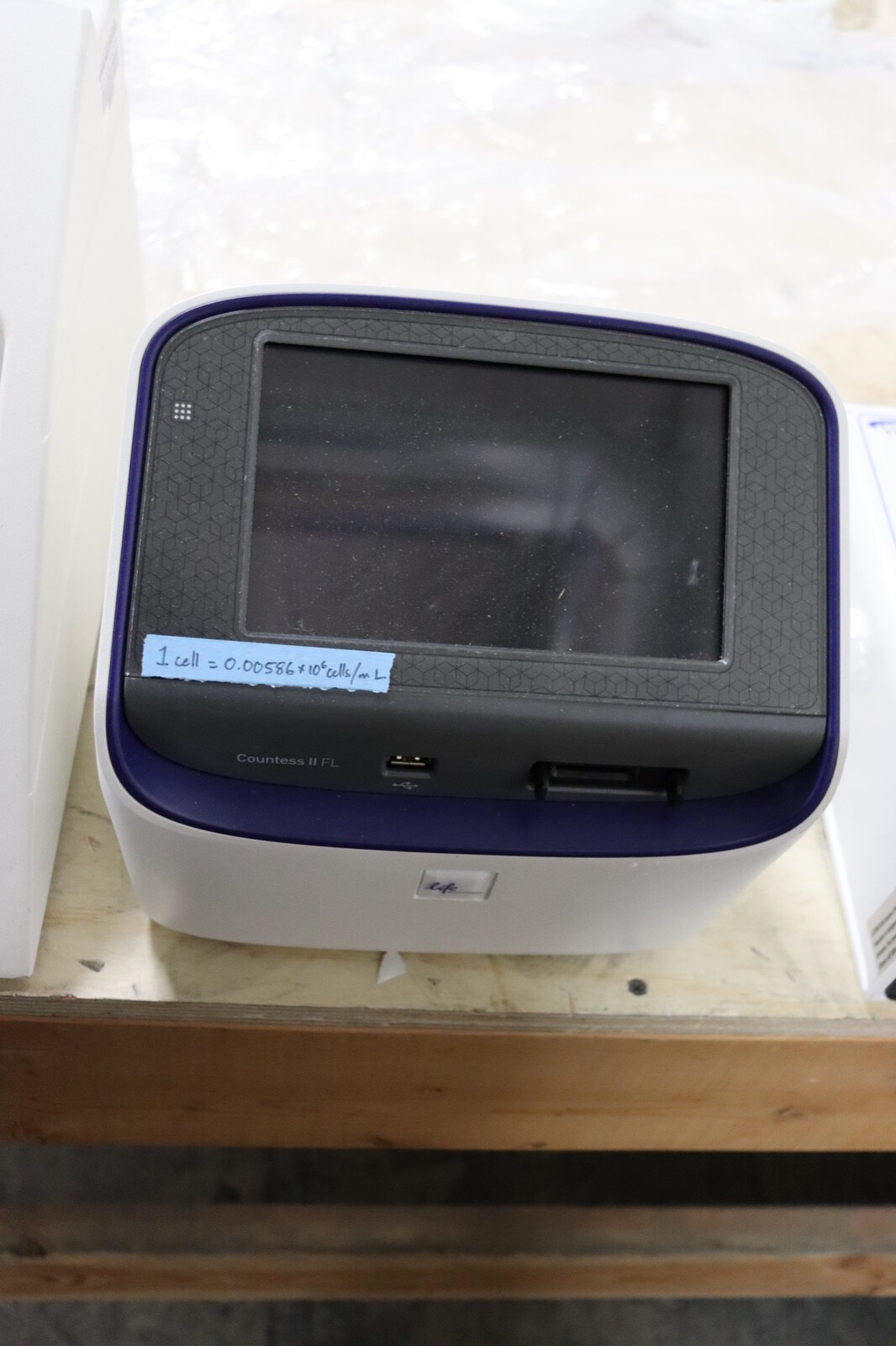 LIFE TECHNOLOGIES COUNTESS II CELL COUNTER | eBay