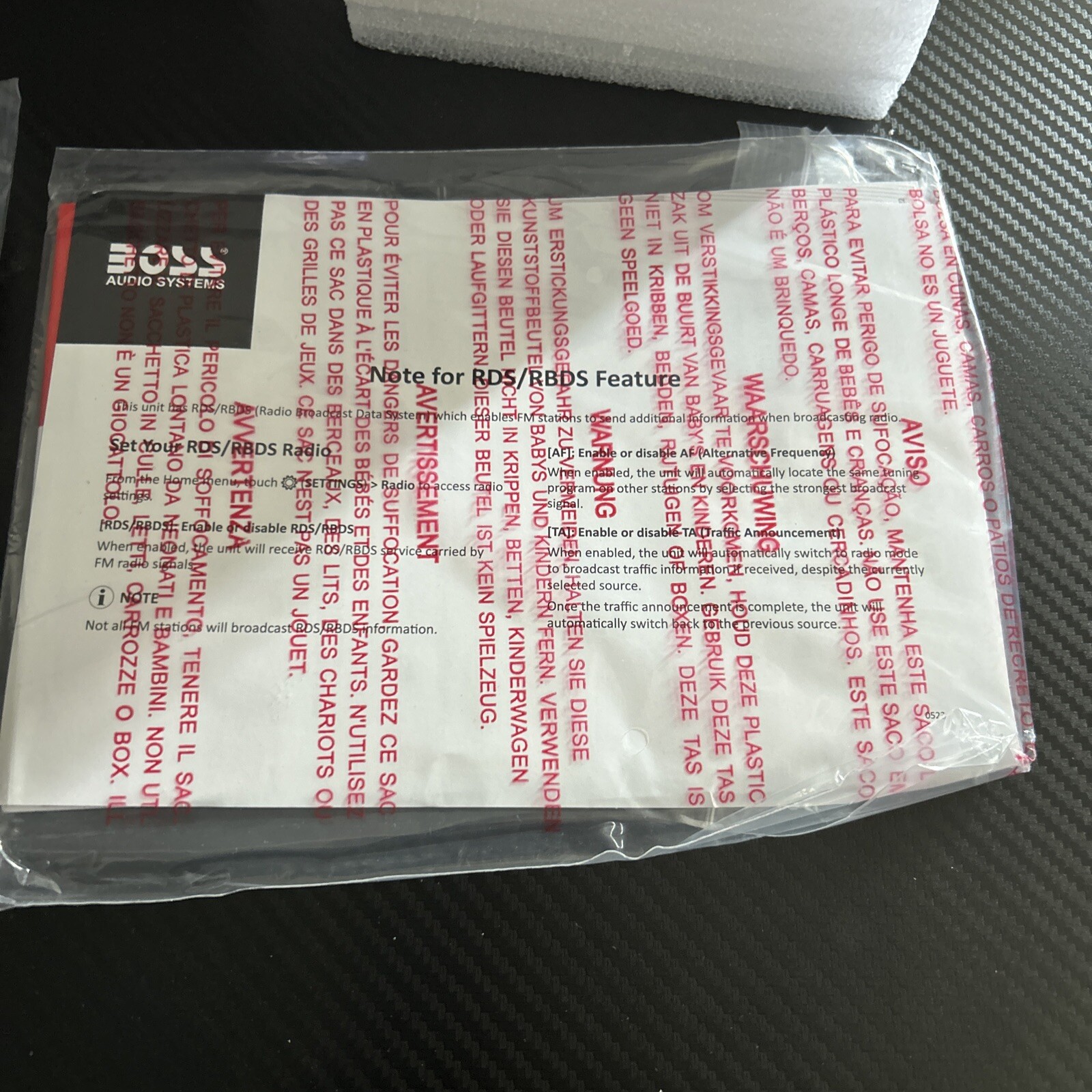 BOSS Audio Systems BCP62 Apple CarPlay Wired 2 DIN Car Audio Stereo ...