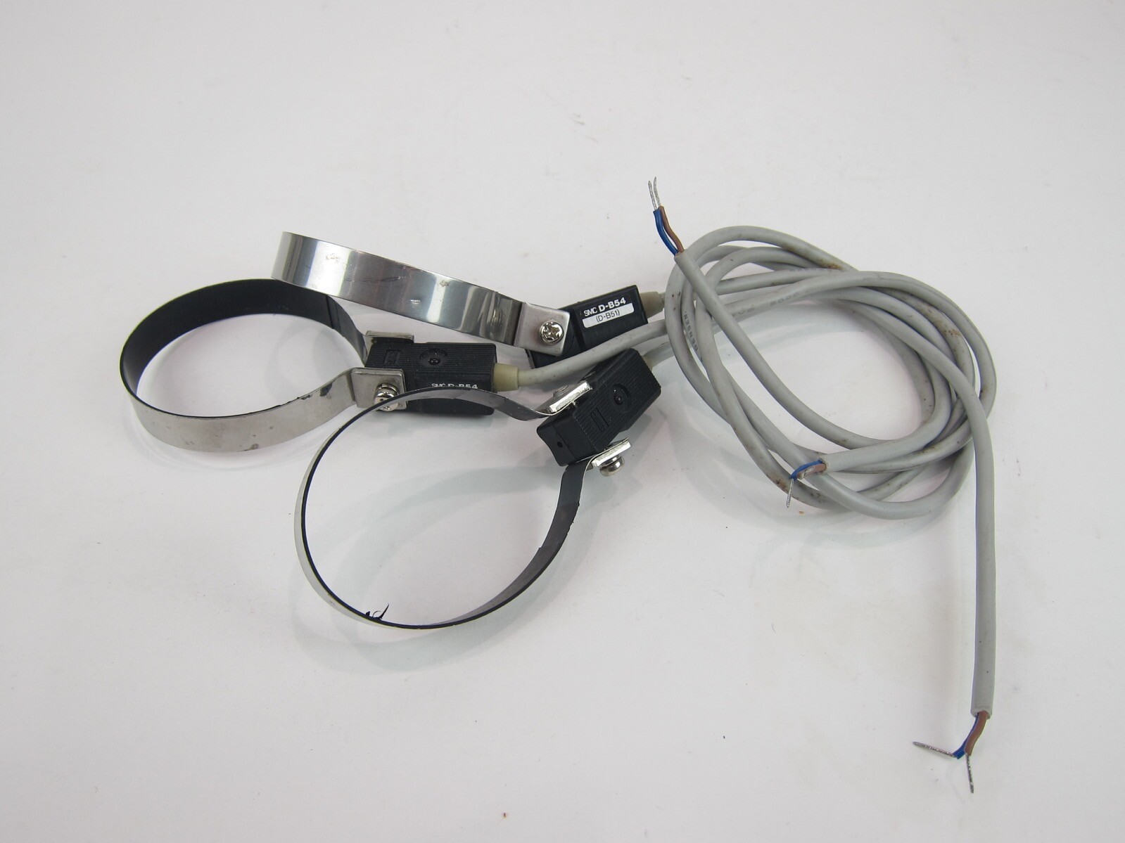 Lot Of 3 SMC D-B54 Pneumatic Reed Switches DB54 (B) | eBay