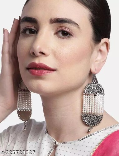 New Stylish Festival Very Attractive & Graceful Earrings Set For Women ...