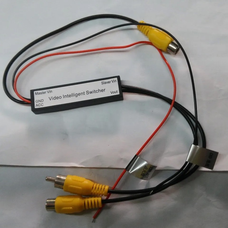2-in-1 Car RCA Video Switcher – Auto Switch Between Front and Rear ...