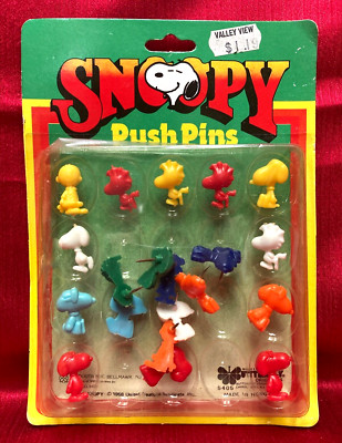 NEW VINTAGE PEANUTS / SNOOPY PUSH PINS - Unopened Package of 20 | eBay