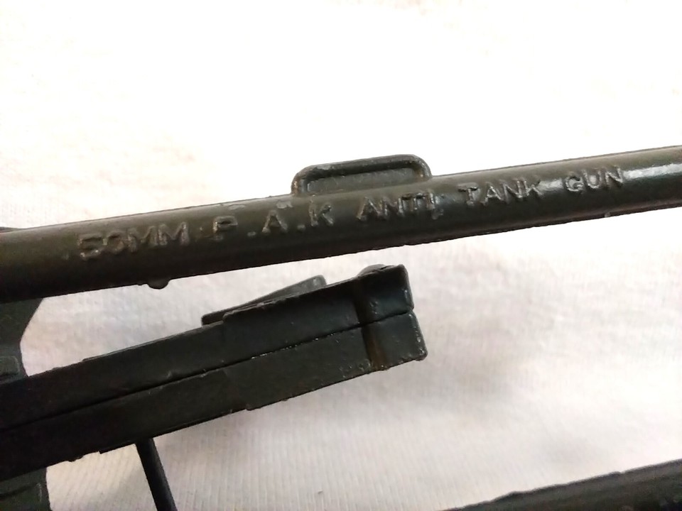 Vintage Dinky Toys 617 Volkswagen KDF & 50mm PAK Anti - Tank Gun ...