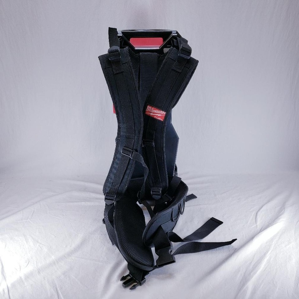 Milwaukee M18 FUEL 18V Cordless 3-in-1 Backpack Vacuum 0885-20 ...