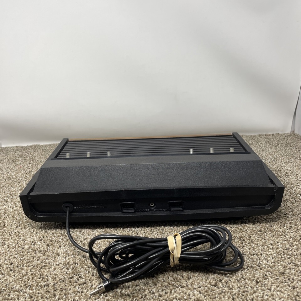 Atari 2600 Heavy Sixer Console In Box Chess Piece Box Tested Works READ ...