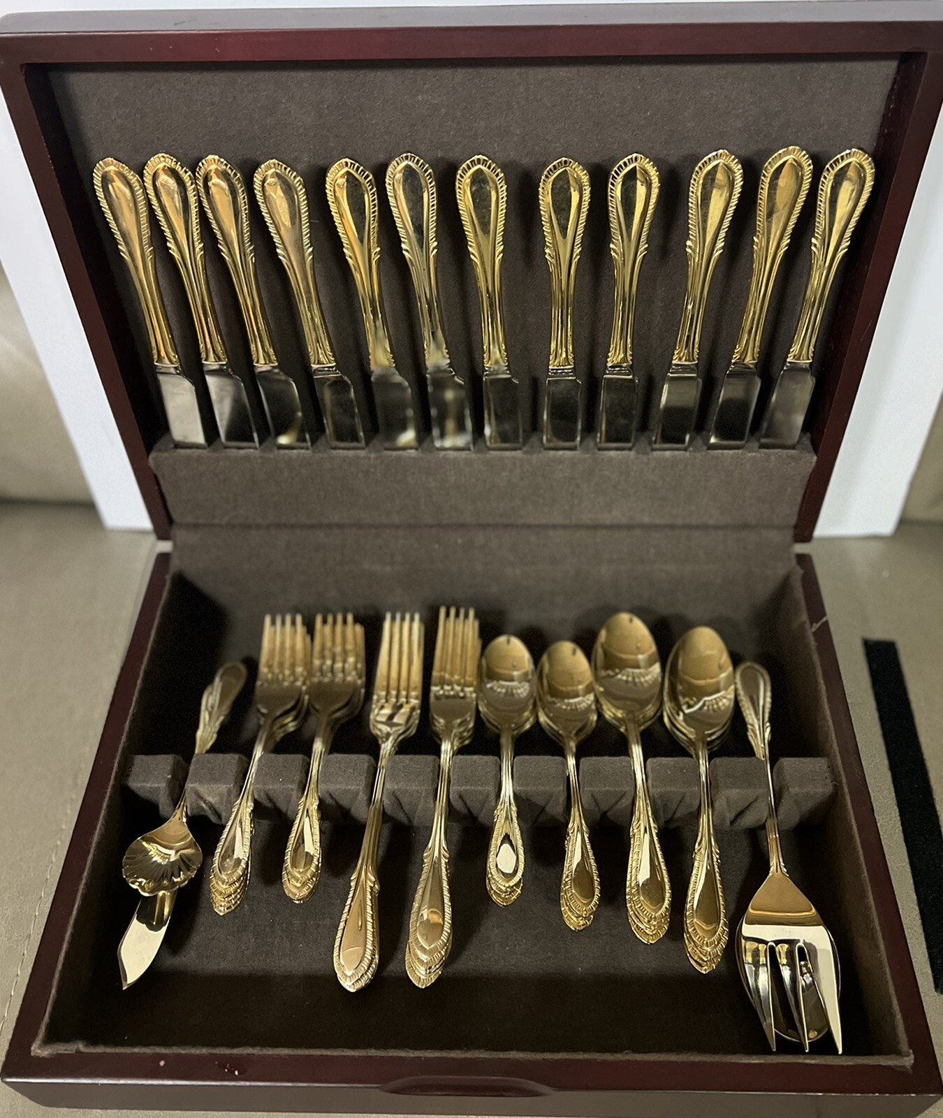 Farberware 64 Piece Goldplated Flatware Service for 12 Breeze Gold Wood ...