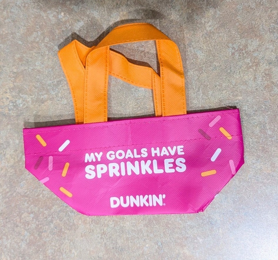 Limited Edition 2026 Dunkin’ Pink Sprinkles Reusable Single Donut Tote ...