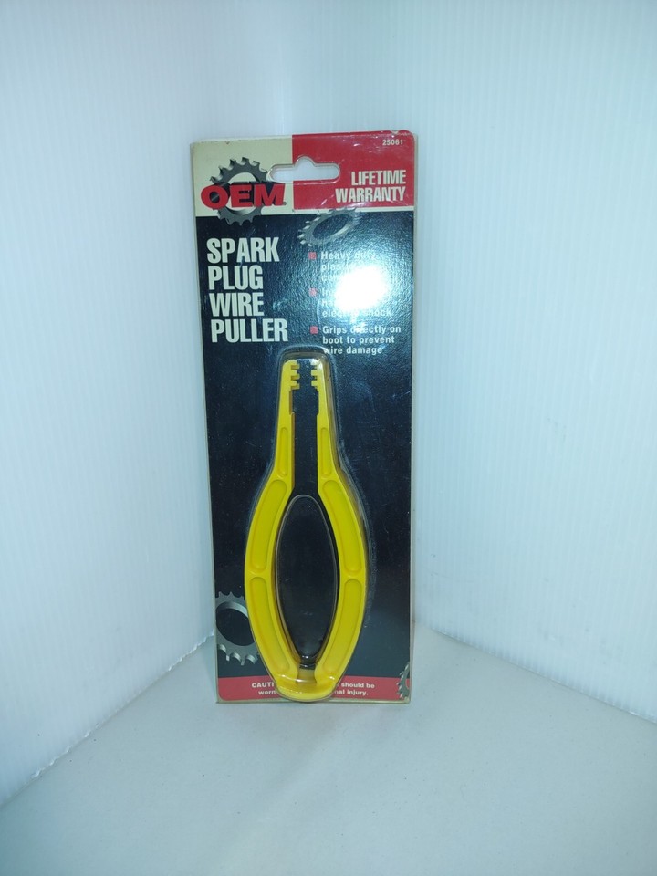 OEM Tools 25061 Heavy duty plastic constructed Insulating Spark Plug ...