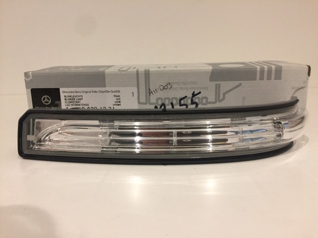Mercedes-Benz A & B-Class RH Mirror Repeater Indicator Lamp NEW ...