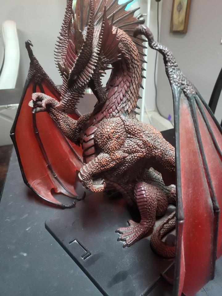 Dungeons D&D Icons Colossal Red Dragon Miniature Figurine | eBay