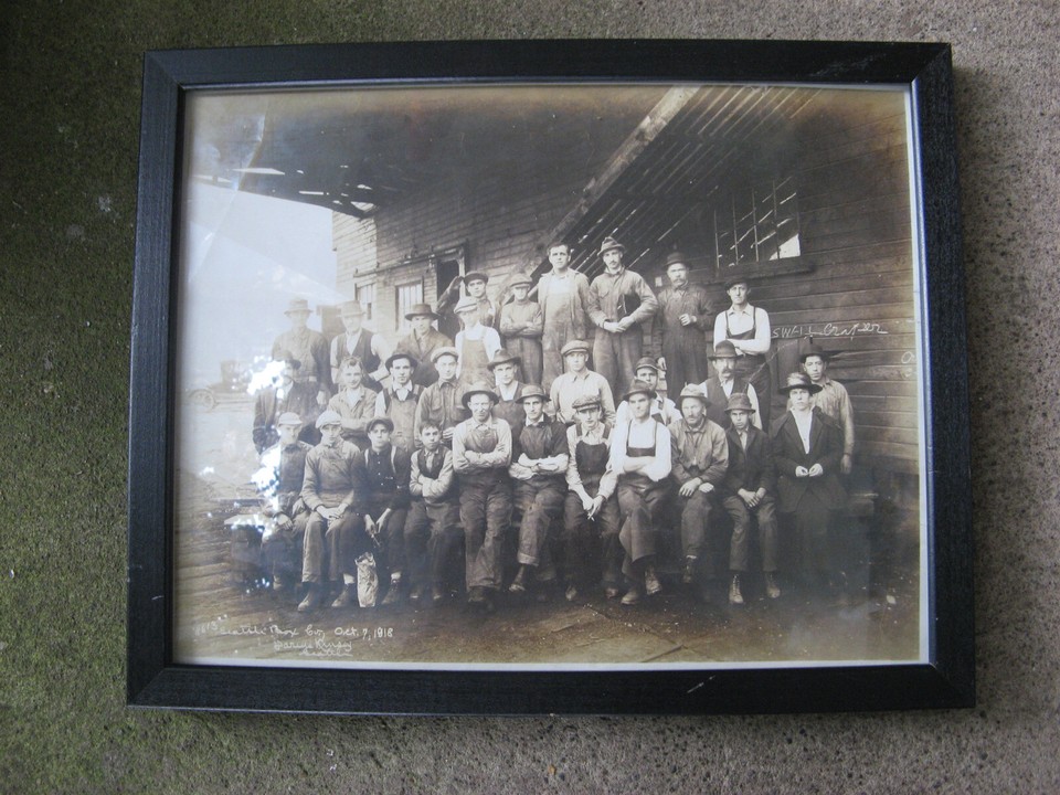 1918 DARIUS KINSEY Photograph SEATTLE BOX COMPANY WORKERS 'Swell Craper ...