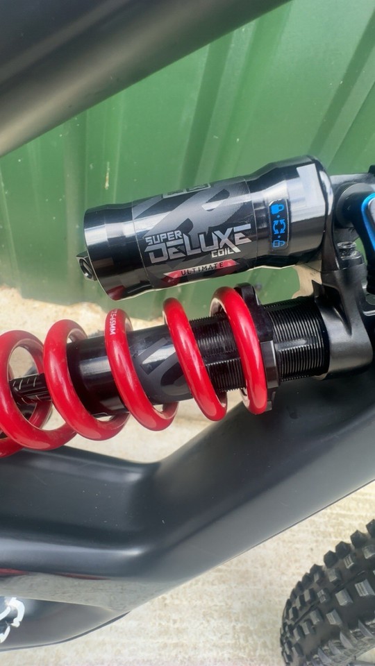 2020 YT Capra Full suspension mountain bike with AXS GX electric gears ...