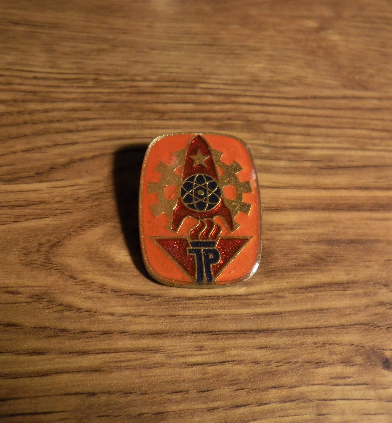 DDR, GERMAN "FDJ" FREE GERMAN YOUTH ENAMEL AWARD PIN BADGE (M52) | eBay