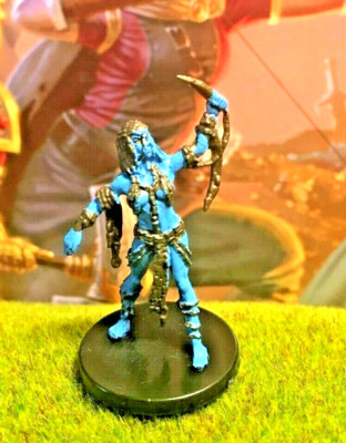 Velstrac Evangelist D&D Miniature Dungeons Dragons Ruins Lastwall chain ...