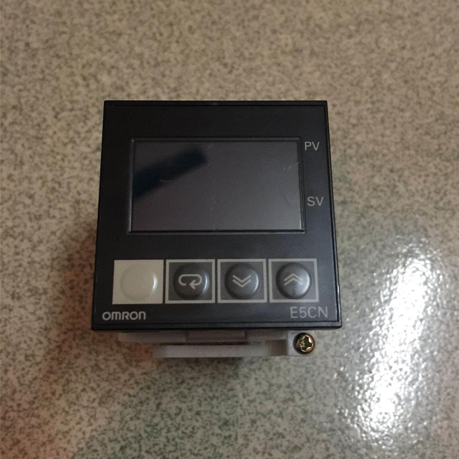 New ONE Omron E5CN-QTC Temperature Controller 100-240 VAC SPOT STOCK | eBay