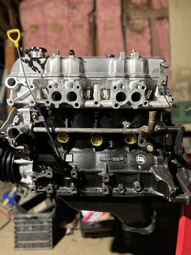 1981-84 22RE/R Long Block ENGINE Fuel injection/carbureted Toyota ...