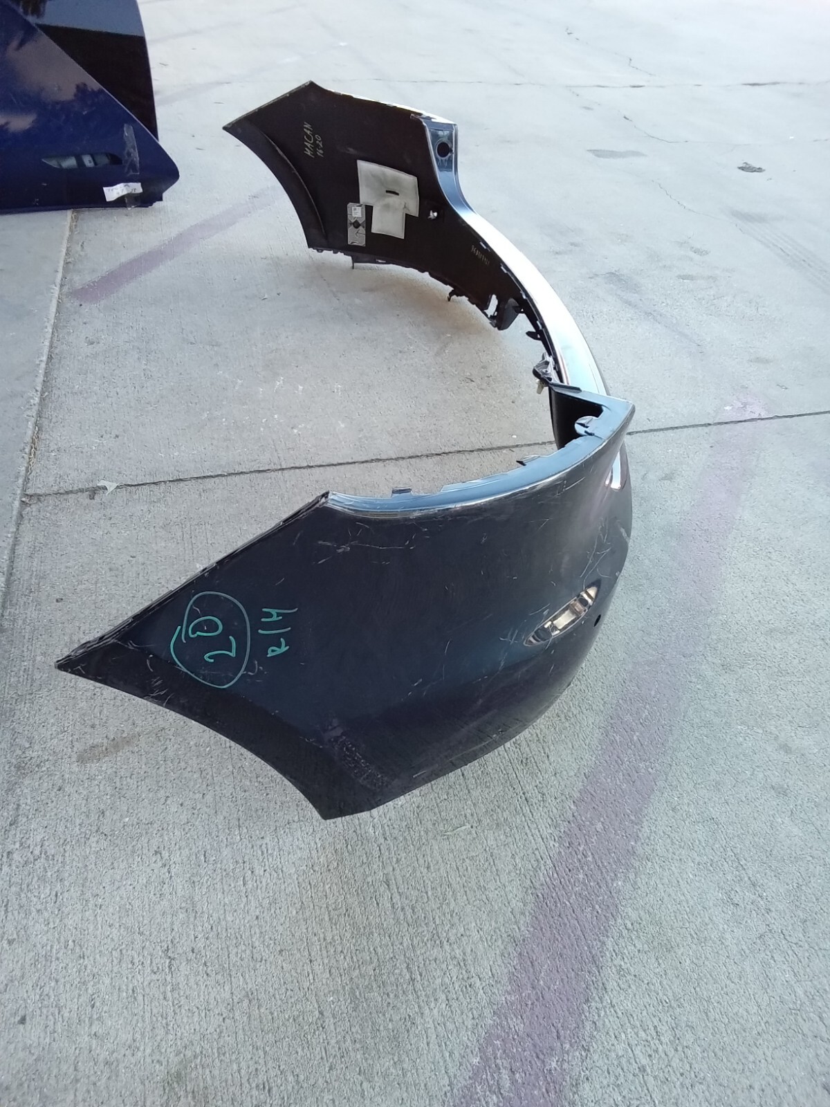 2015-18 Porsche Macan 95B Rear Bumper cover upper OEM 95B807421 non ...