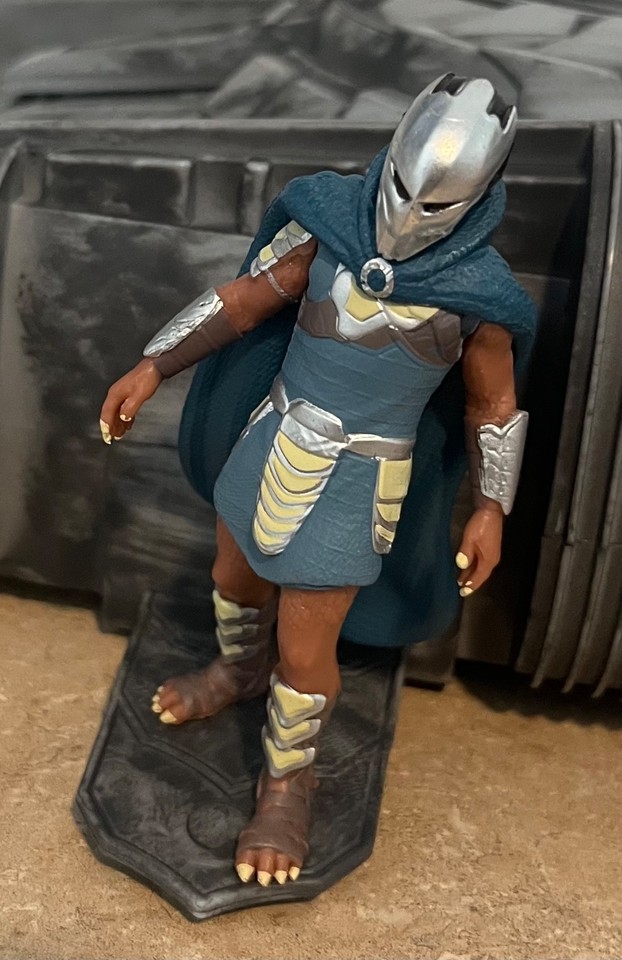 Predator Badlands: Scout ship Popcorn Bucket w/Dex figure Regal Cinemas ...