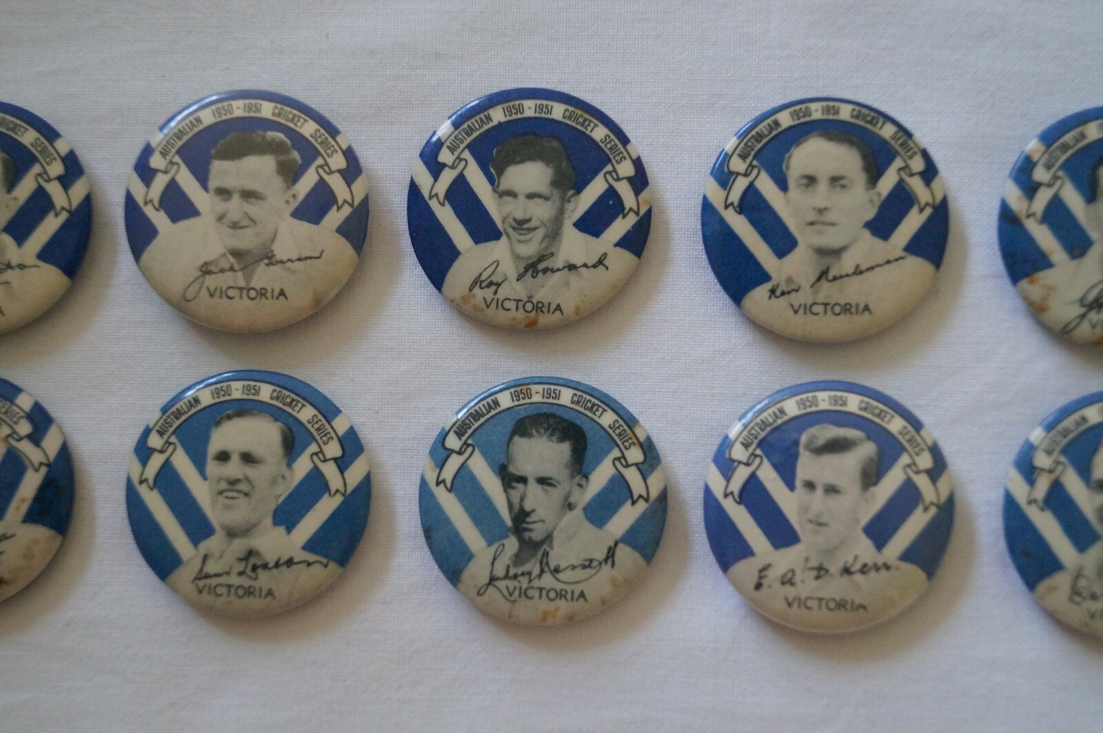 Cricket-Scarce-Vintage 1950 Argus Cricket Series-Victoria Player Badges ...