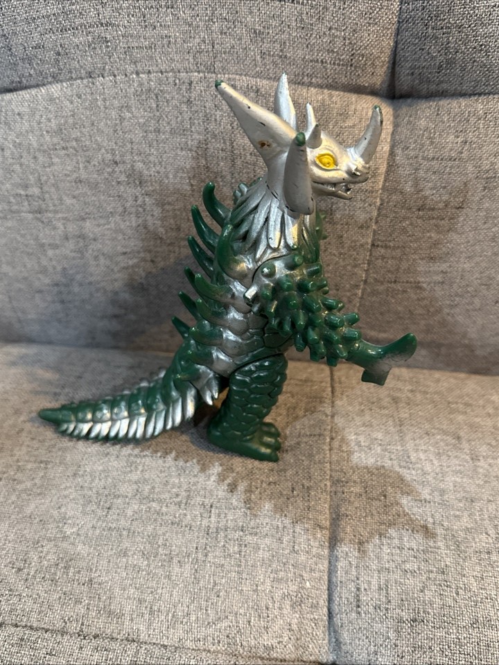 Tyrant Ultraman Taro Ultra Monster 1984 Vintage Kaiju Bandai Japan ...