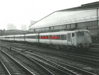 PHOTO CLASS 251 BLUE PULLMAN DMU ON THE SOUTH WALES PULLMAN SERVICE V7 ...
