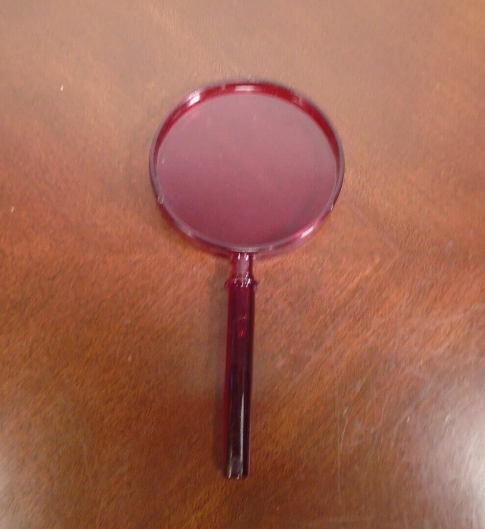 Clue Magnifying Glass