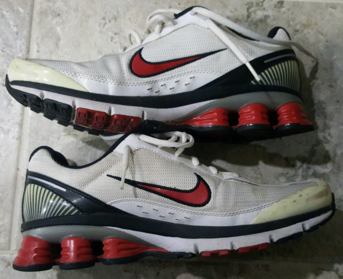 VERY RARE 2009 NIKE SHOX TURMOIL MEN'S SIZE US9.5 ONLY MODEL ON EBAY ...