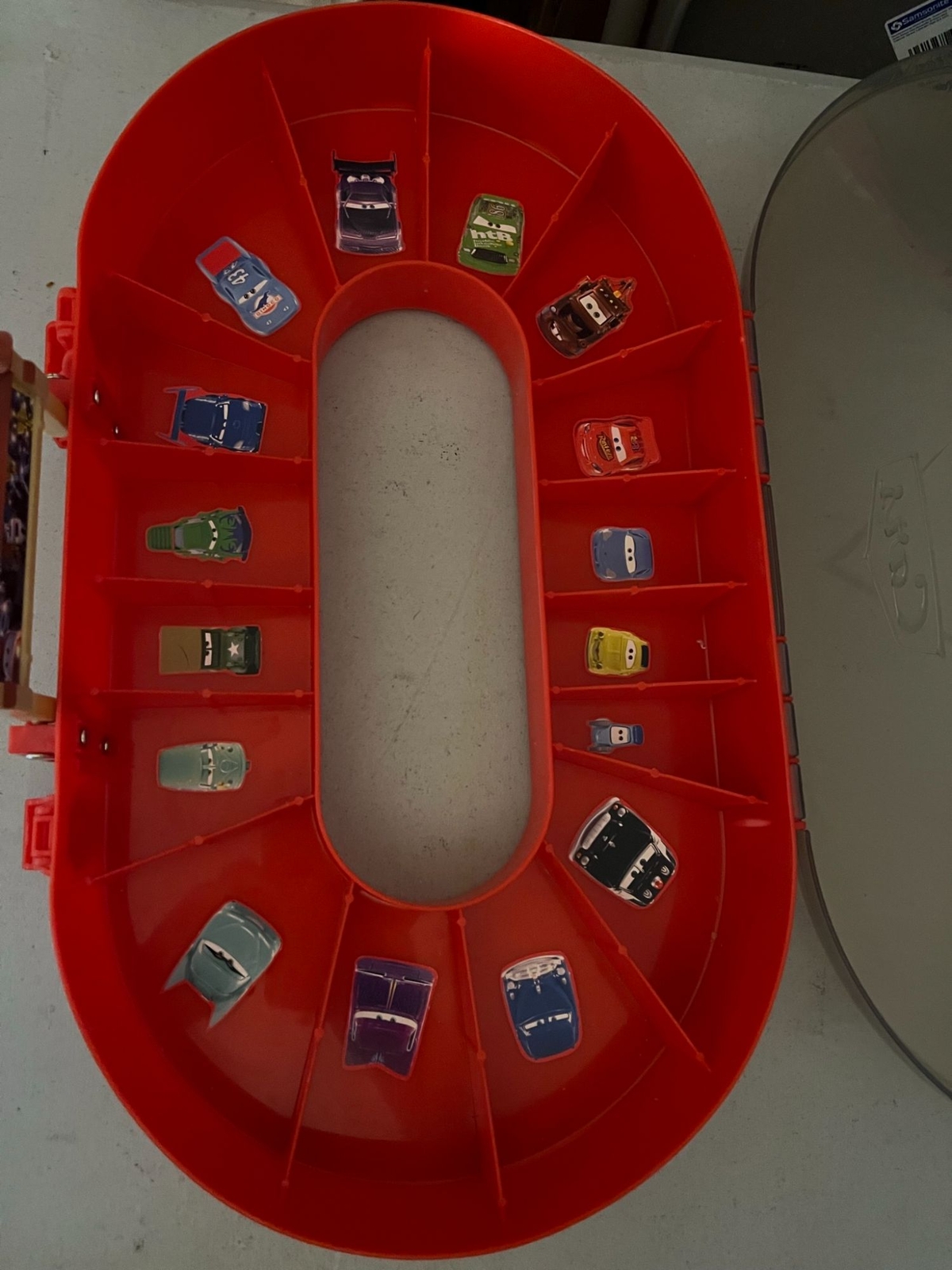 Cars Race Track Oval Carrying Storage Case 2006 red toys Disney Pixar ...