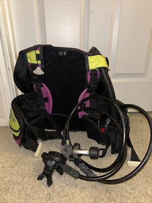ScubaPro® Venus Medium W/ Balanced Inflator Pink BCD Buoyancy ...