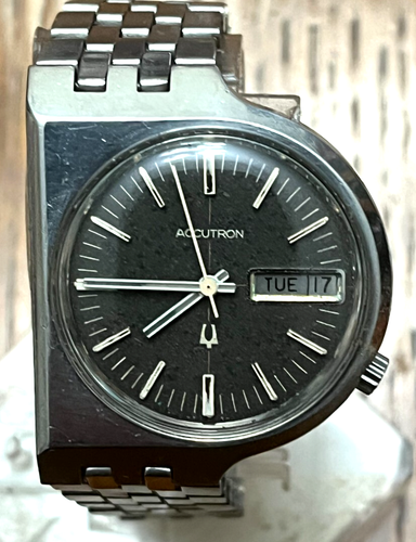 RARE BULOVA ACCUTRON ASYMMETRICAL " D " MODEL 218 (1971) | eBay
