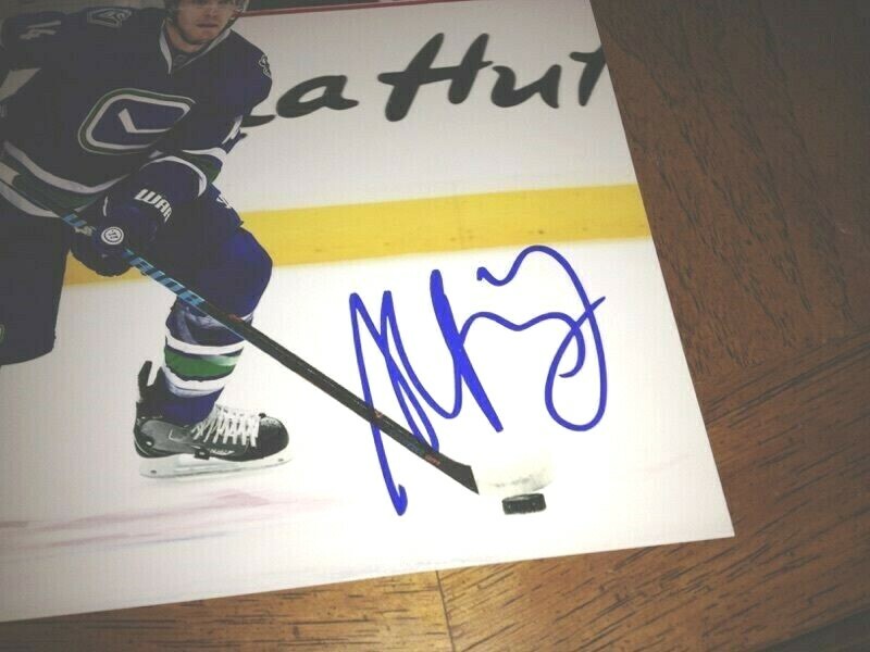 Alexandre Burrows Vancouver Canucks Autographed 8x10 Photo COA | eBay