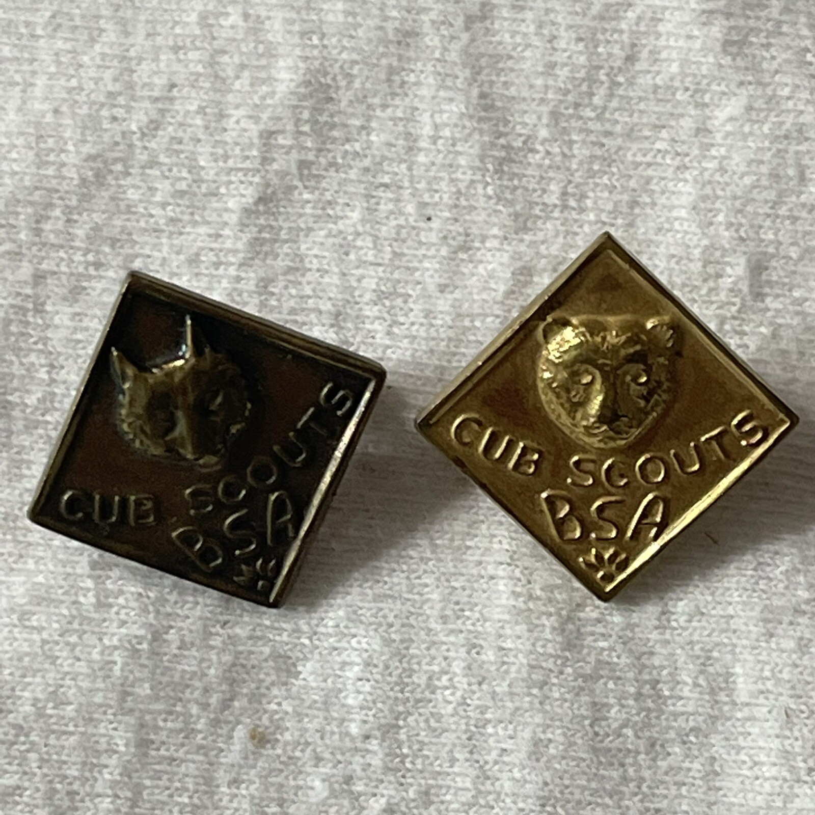 Lot Of 2 CUB SCOUTS Pinback Pin Lot. (Both Hooks Work, But Poor To Fair ...