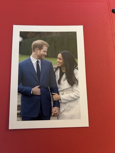 Prince Harry & Meghan Thank You Card To Those Who Sent Cards Of ...