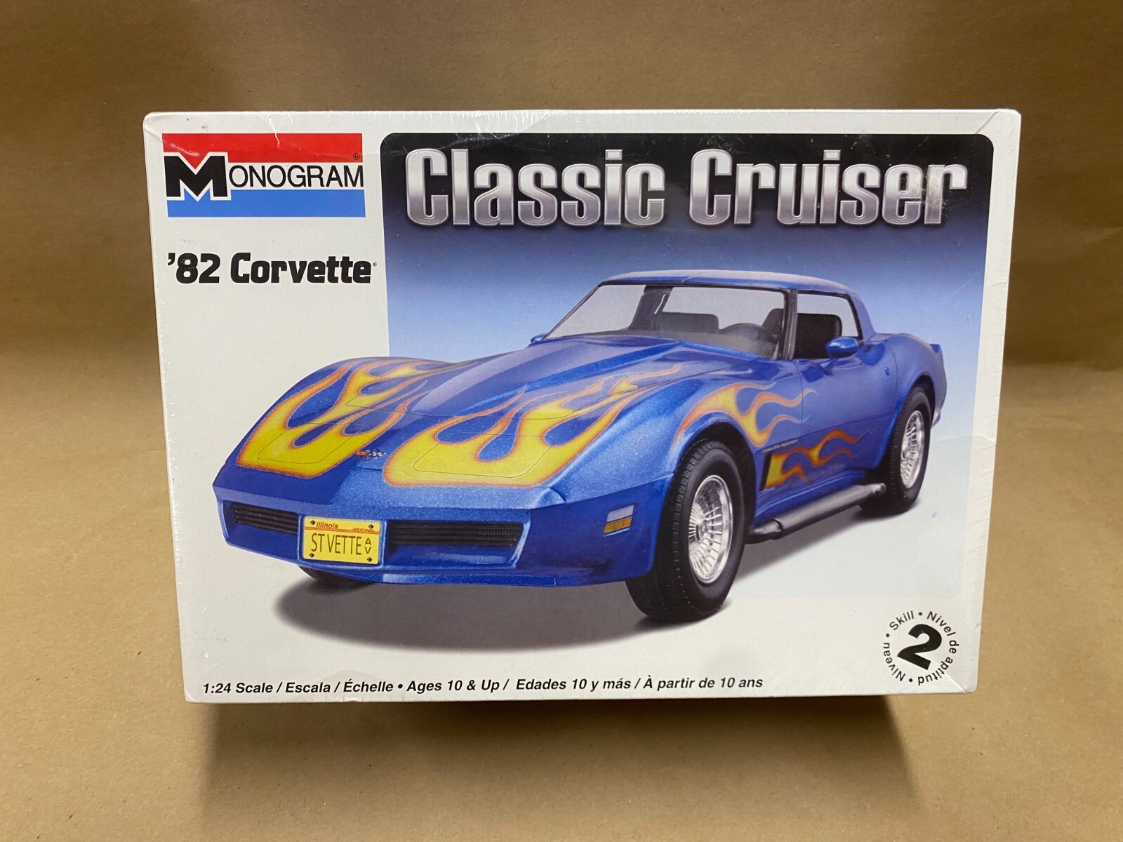 Monogram 1982 Chevy Corvette 1:24 Scale Model Car Kit 885 Vette SEALED NEW LOOK | eBay